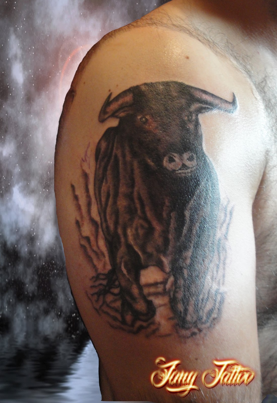Jimy Tattoo: Toro (brazo)