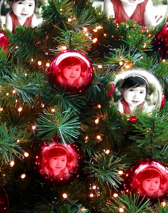 PhotoFunia Christmas Tree Balls Photo reflection in the Christmas toys ...