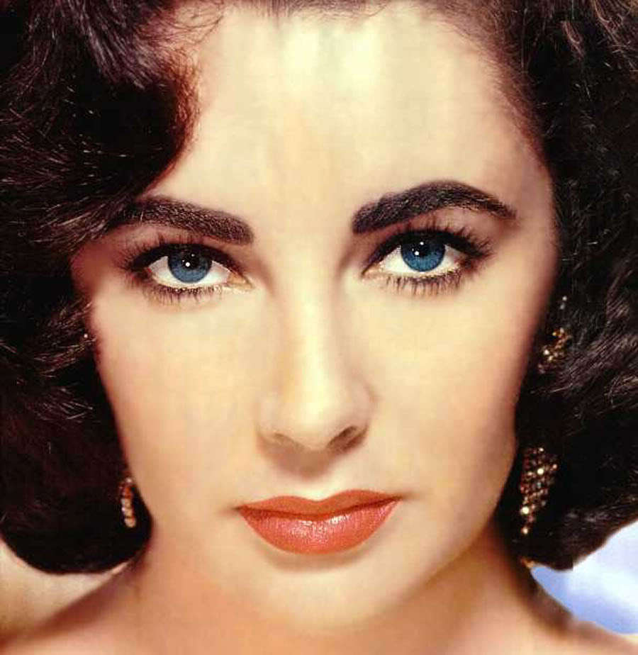 TONYPOET: ADDIO A LIZ TAYLOR , LA GATTA DAGLI OCCHI VIOLA