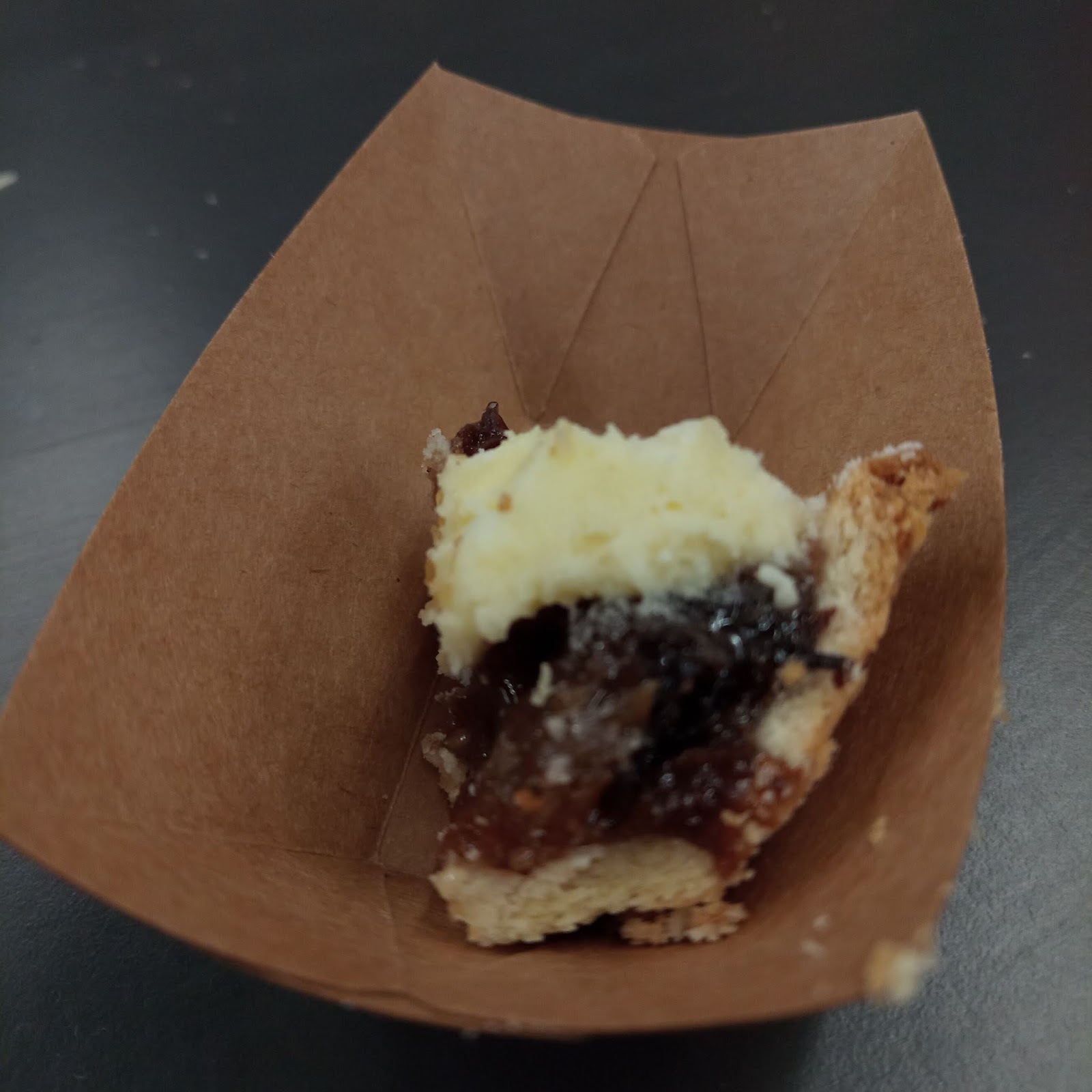 Supersupergirl's Food Reviews: [Review] Asda Brandy Buttercream Mince Pie