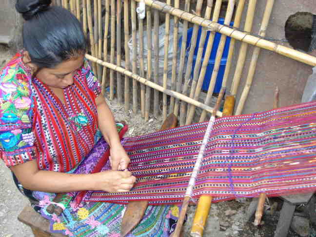 Volunteer Travel in Latin America: MAYAN TEXTILES MUSEUM