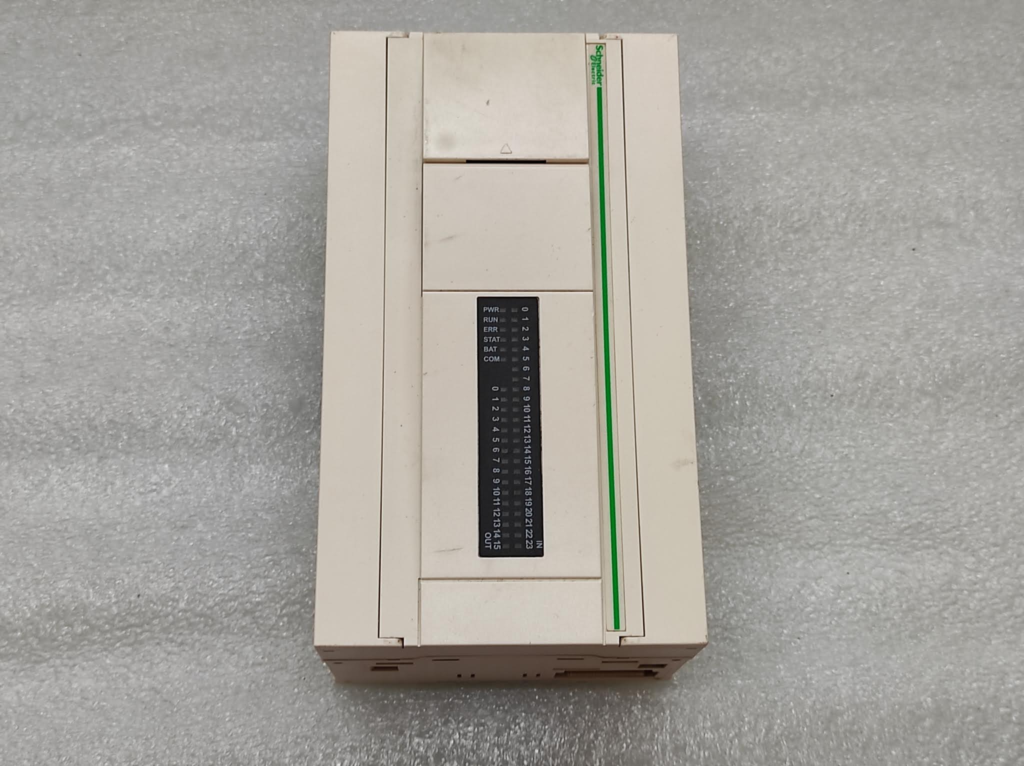 SCHNEIDER ELECTRIC TWIDO TWDLCAA40DRF COMPACT PLC 100-240VAC