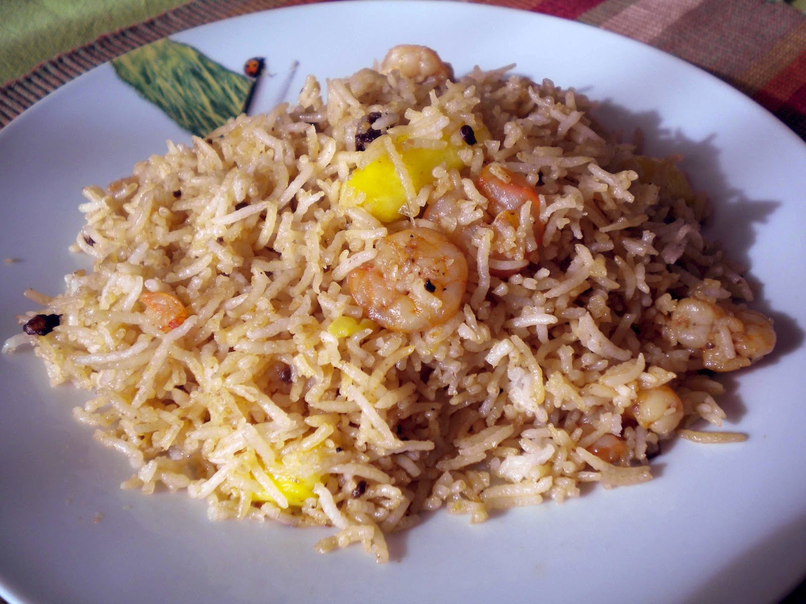 Shogun's Kitchen: ΤΗΓΑΝΙΤΟ ΡΥΖΙ ΜΕ ΓΑΡΙΔΕΣ ΚΑΙ ΑΝΑΝΑ (ข้าวผัดสับปะรดและ ...