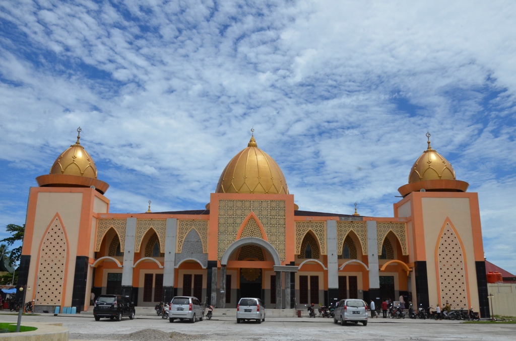 7 Mesjid Termegah dan Unik di Sumatera Barat ~ Pesona Minang Kabau