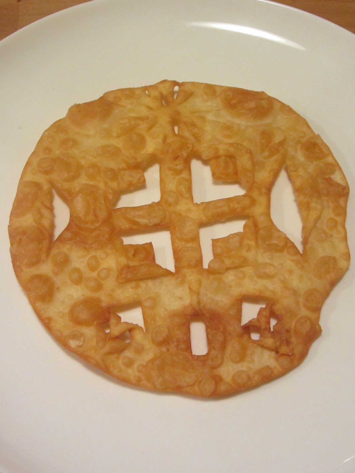 Top of the World Cakes: Icelandic Christmas "Leaf Bread" - Laufabrauð