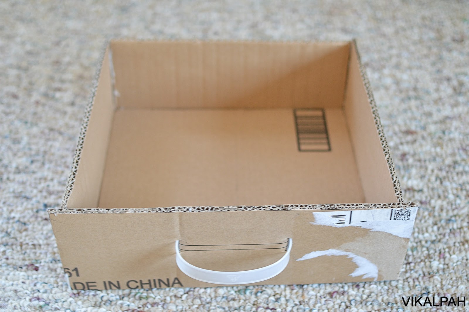 Vikalpah: DIY Cardboard kids play kitchen