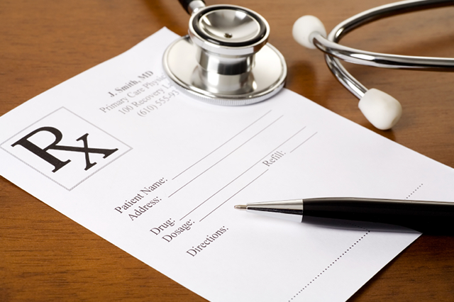 Medical Prescription Or Just A Dawai Ka Parcha - Heycare : Your ...