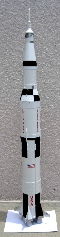 Model Rocket Building: Estes Saturn V #1969 Build, Finished!