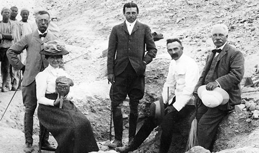 THE SPLENDOURS OF LUXOR: Theodore Davis Egyptologist & Emma Buttles ...