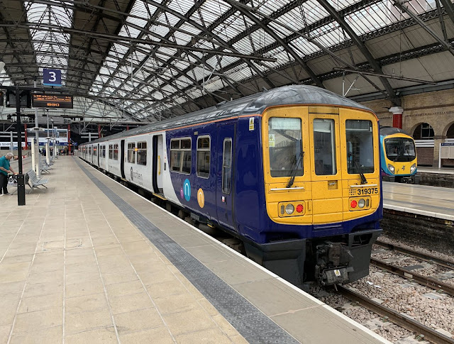 British Diesels and Electrics: Class 319 (BREL York Cross-Country ...