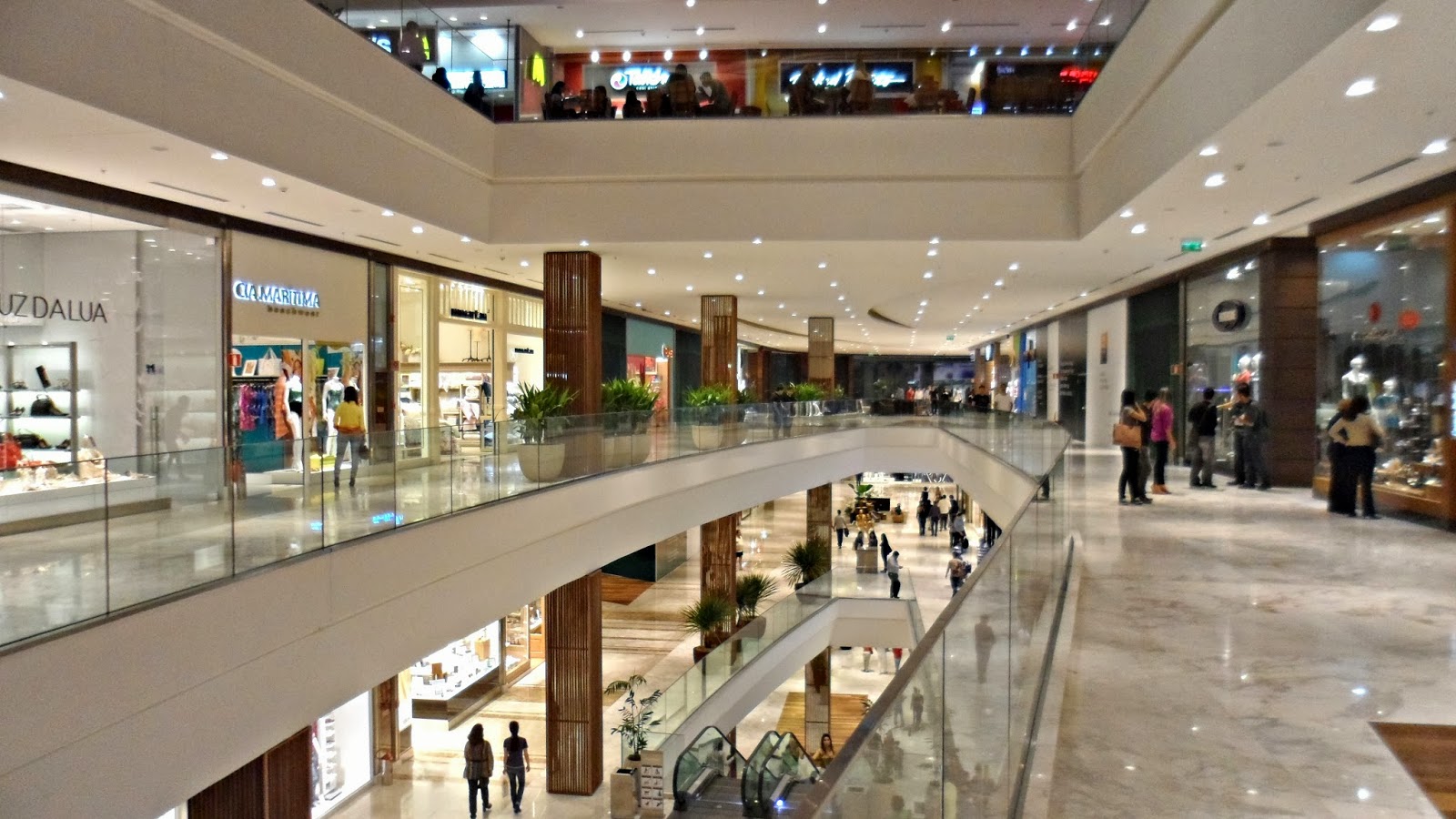 AlcBlog: Interior do novo Shopping Pátio Batel, em Curitiba...