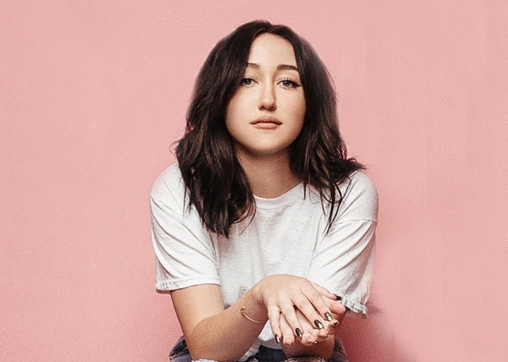Noah Cyrus mostra para que veio ao mercado musical com o EP de estreia ...