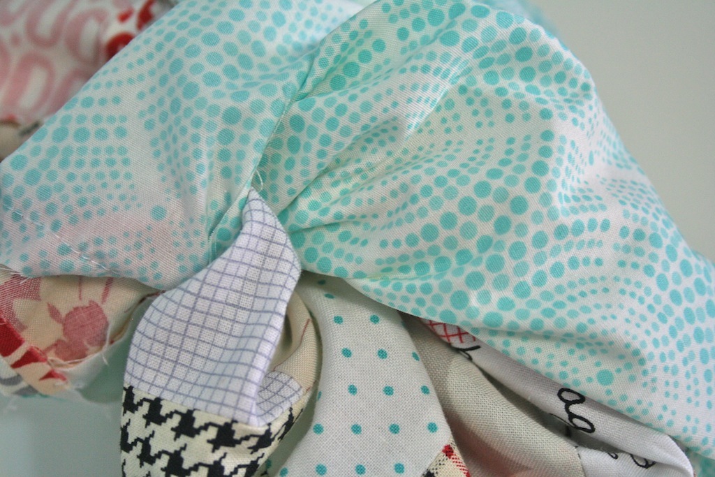 Patchwork Drawstring Bag Tutorial ~ DIY Tutorial Ideas!