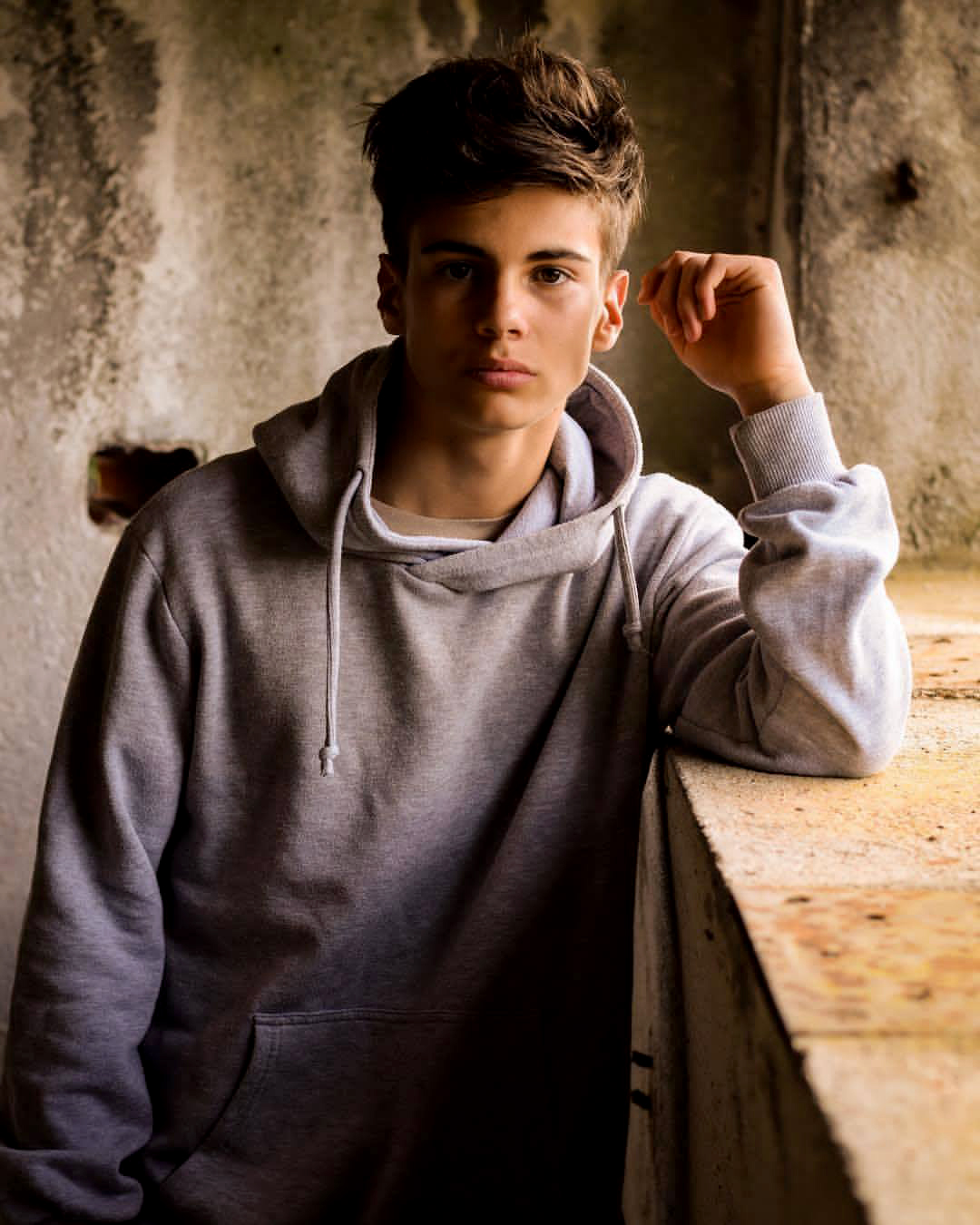 Sun Seekerz!: Victor Perez 4