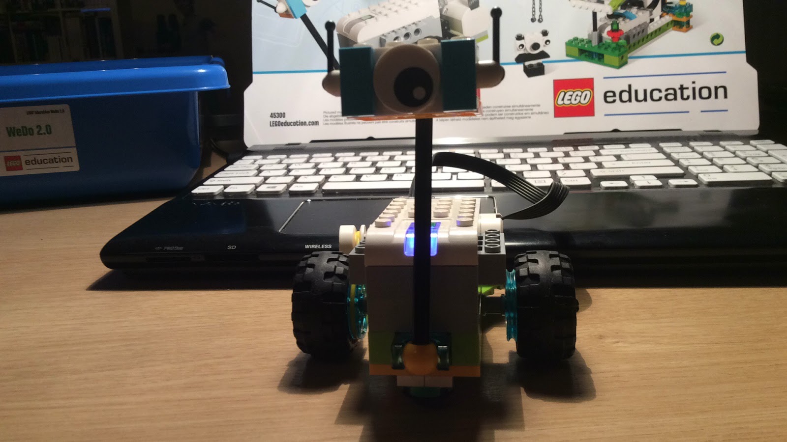 Lego WeDo 2.0: Milo robot ~ Ιστολόγιο Πληροφορικής