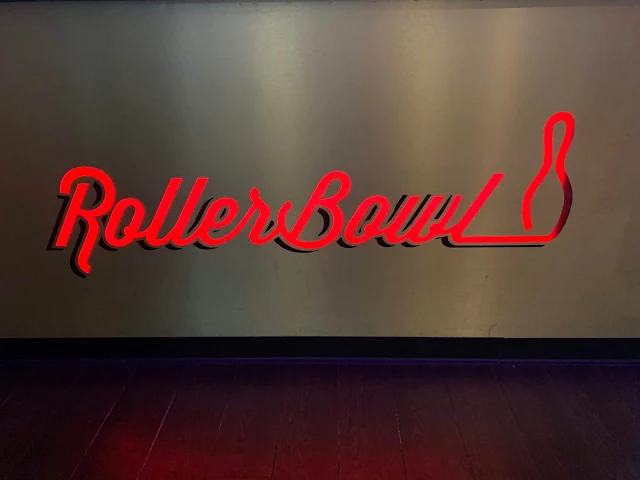 Review: RollerBowl Bowling, Dagenham, Romford - Counting To Ten