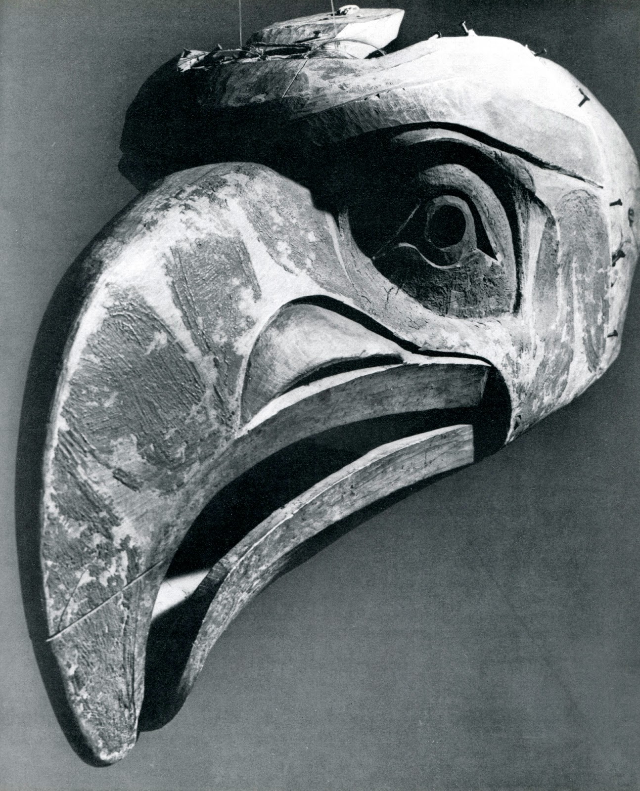 CHAUDRON: Bird-shaped artifacts from British Columbia