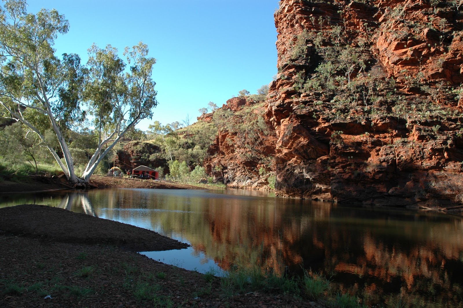 Maggie and Renato's family blog: Photos Poonda Rock Art to Karjini