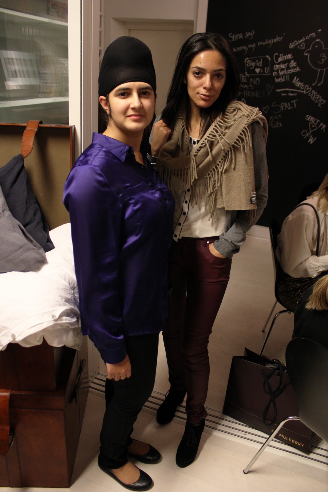 FASHION IN OSLO: Snakeprint and colors at Spalt PR