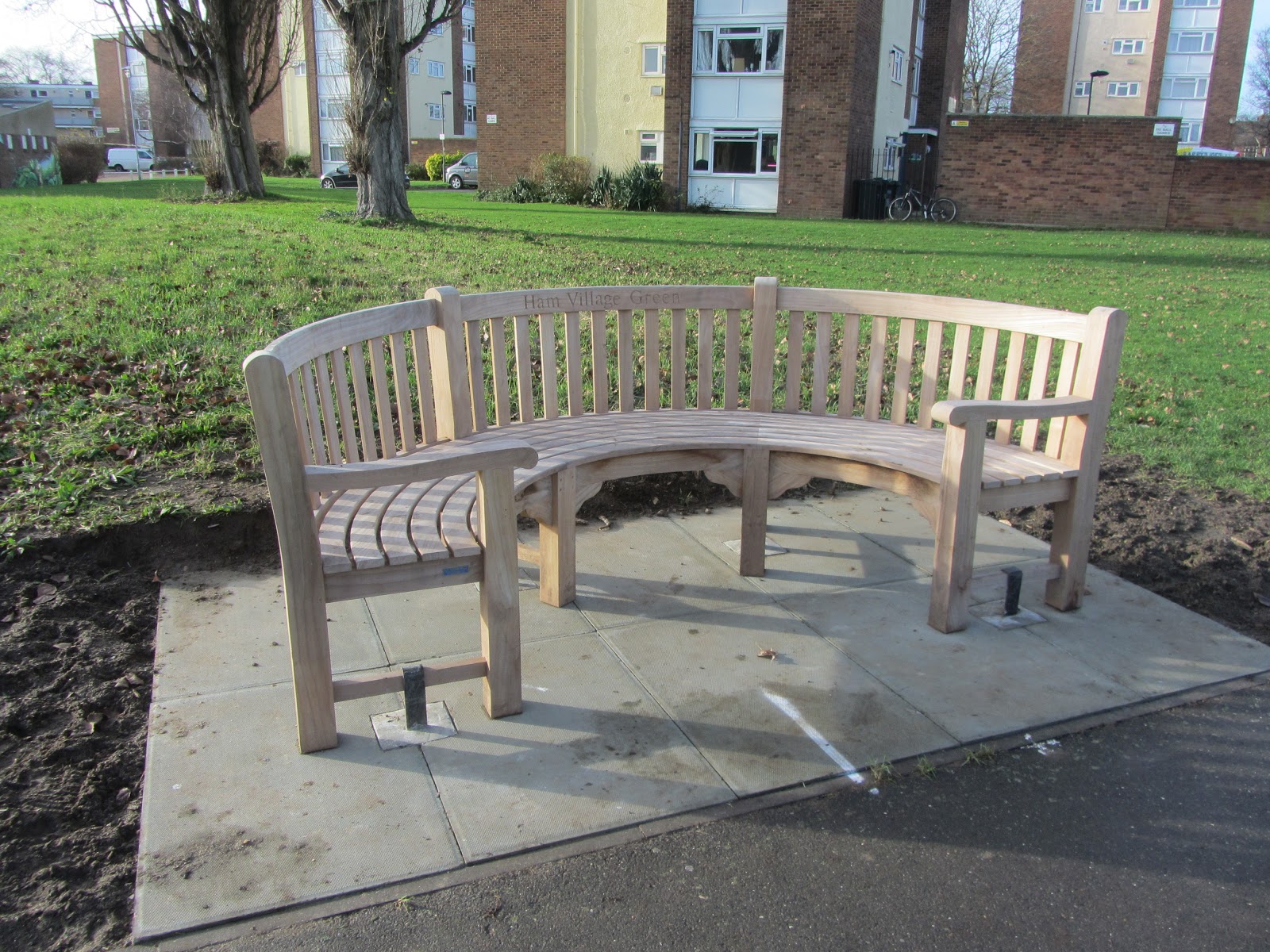 Ham Photos: Curved bench
