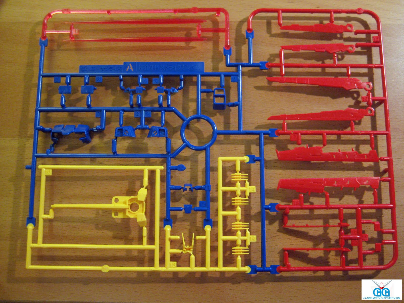 RG 1/144 Aile Strike Gundam – Runner Preview & Inner Frame Image ...