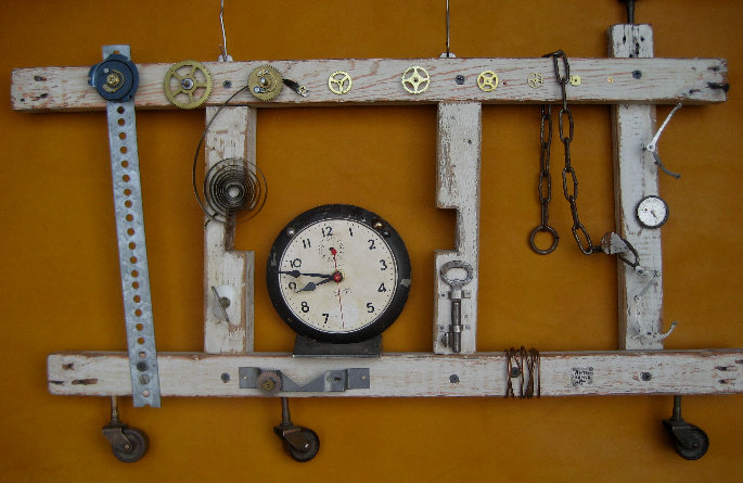 My Art Glass World: Some amazing clocks from some really old(odd??) stuff
