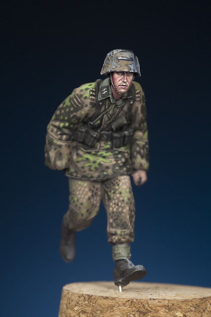 Rado Miniatures - SS-Sturmmann, 25th SS Pz.Rgt., Norrey-en-Bessin ...