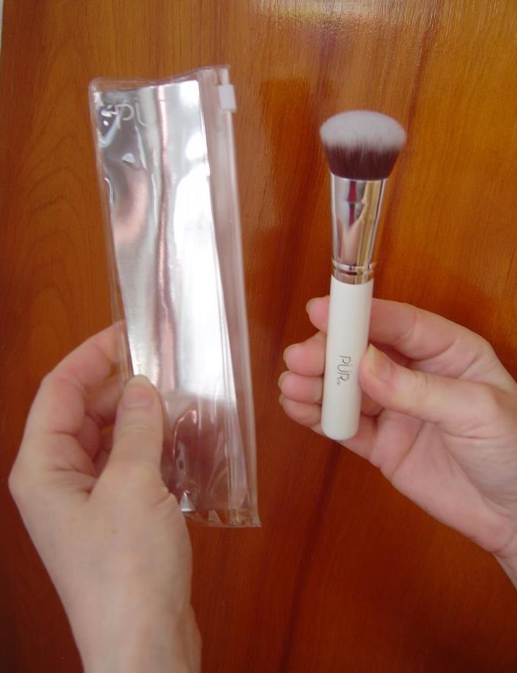 Pur Minerals Brushes Review-Perfecting Body, Contour Blending and ...