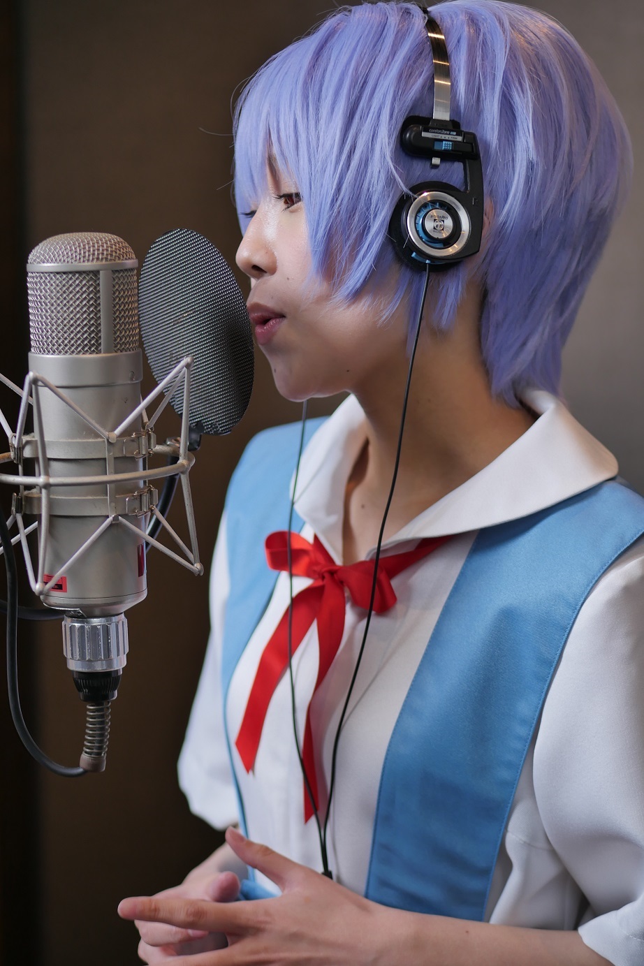 Singing Cosplayer Hikari Sings Evangelion Theme Song in Japanese ...