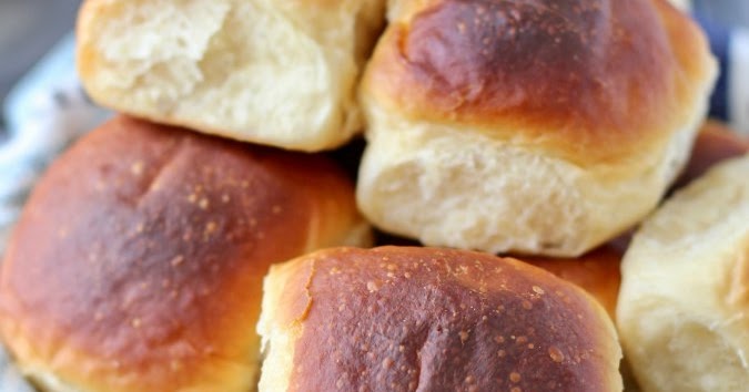 Par-Baked Dinner Rolls | Karen's Kitchen Stories