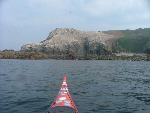 Sea Kayaking in the Channel Islands: Sept Iles - Brittany