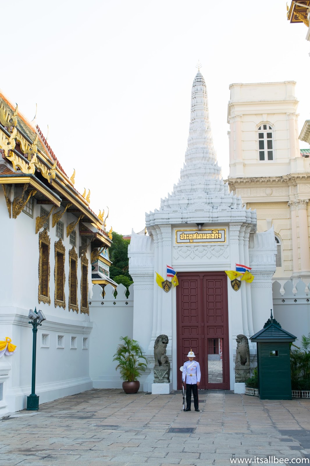 Travel Tips For Visiting Grand Palace In Bangkok | Dress Code & Best ... Travel Tips For Visiting Grand Palace In Bangkok | Dress Code & Best ...