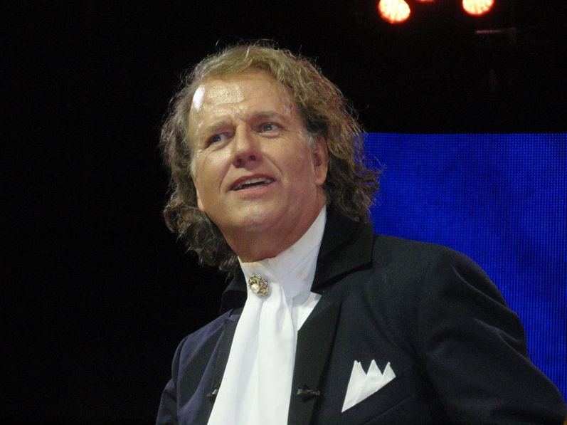 ANDRE RIEU FAN SITE THE HARMONY PARLOR: André Rieu is Back on The Stage ...