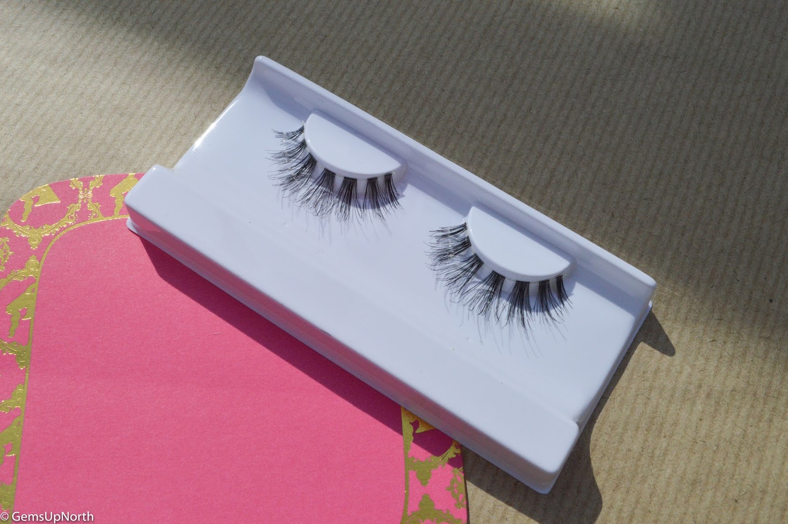 Northern Blogger | GemsUpNorth: Pinky Goat Lashes DANIA Review*