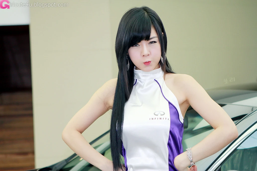 Hwang Mi Hee - Infiniti G Racing Limited Edition - Cute Asian Girls