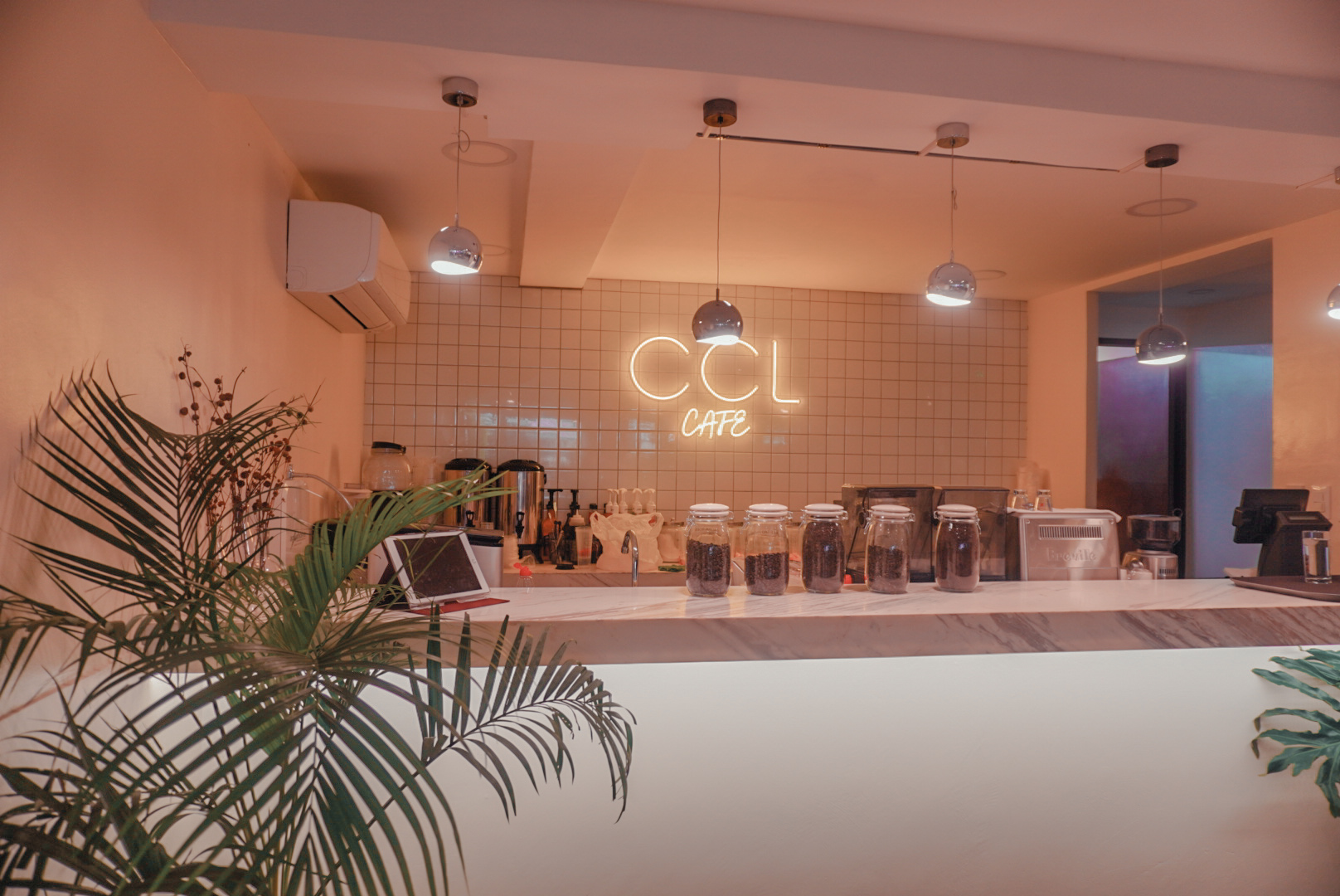 There's a new Rustic-Themed Cafe in Makati | CCL Cafe — Sweet ...