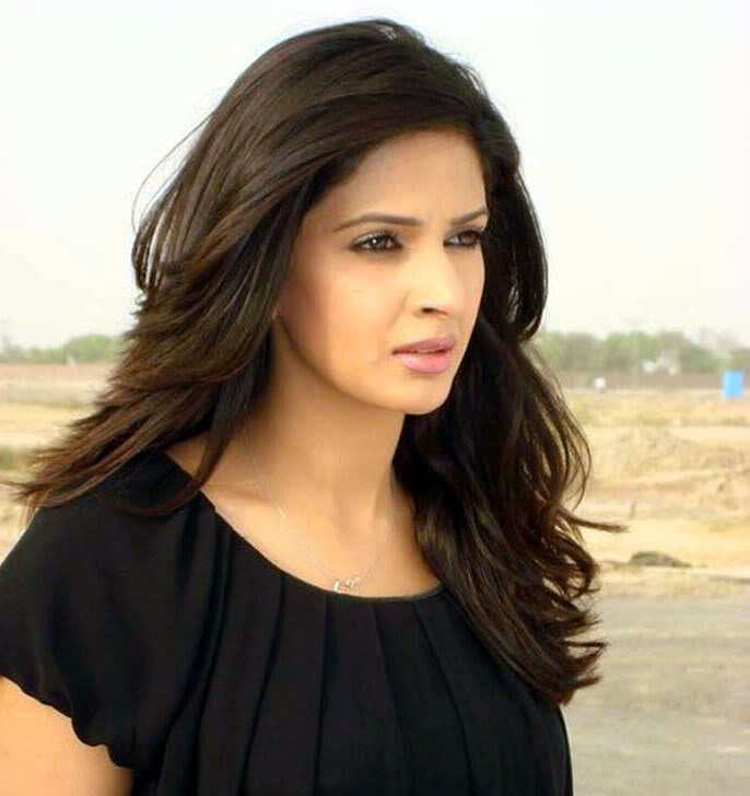 Saba Qamar PhotoShoot For Face Fresh in Bangkook | Saba Qamer new Pics ...