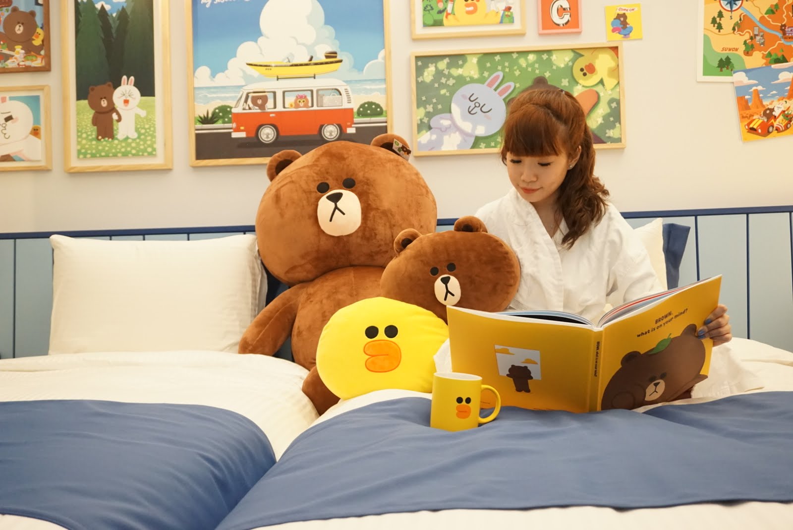 LINE FRIENDS Hotel Room - Stevie Wong