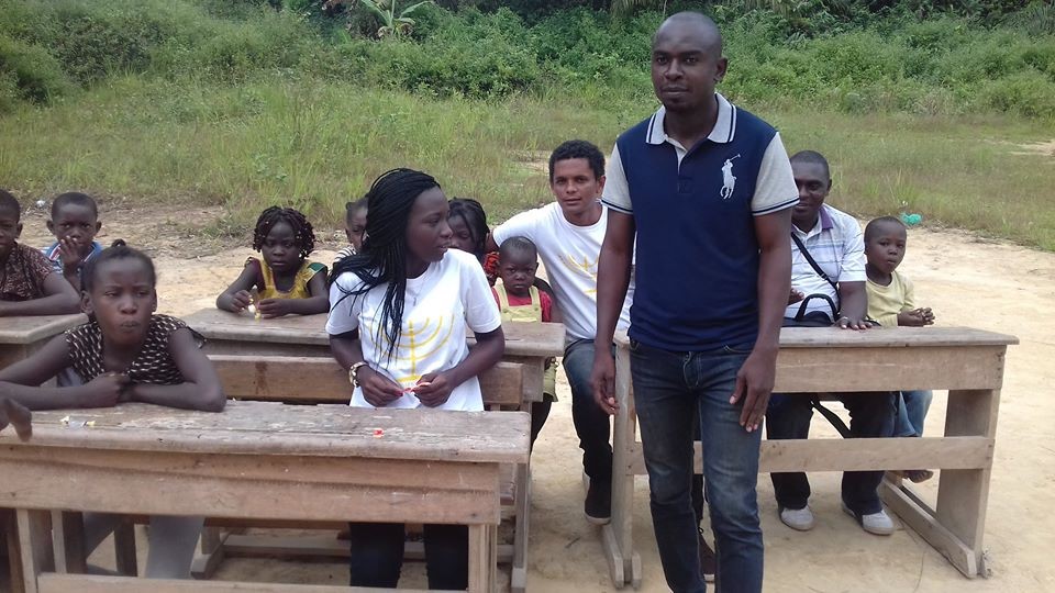 WHY DOES GABON HAVE POOR PERFORMANCEs IN ALMOST ALL AREAS? POURQUOI LE ...