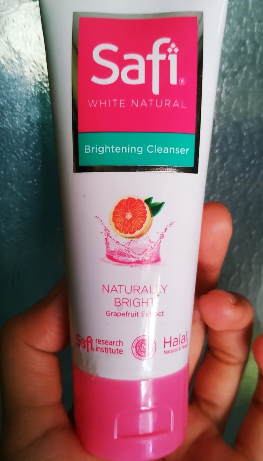 Review Safi Natural White Brightening Cleanser Grapefruit. [+Penjelasan ...