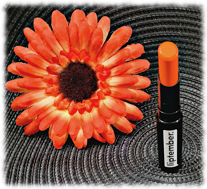 kats colourings: Liptember September