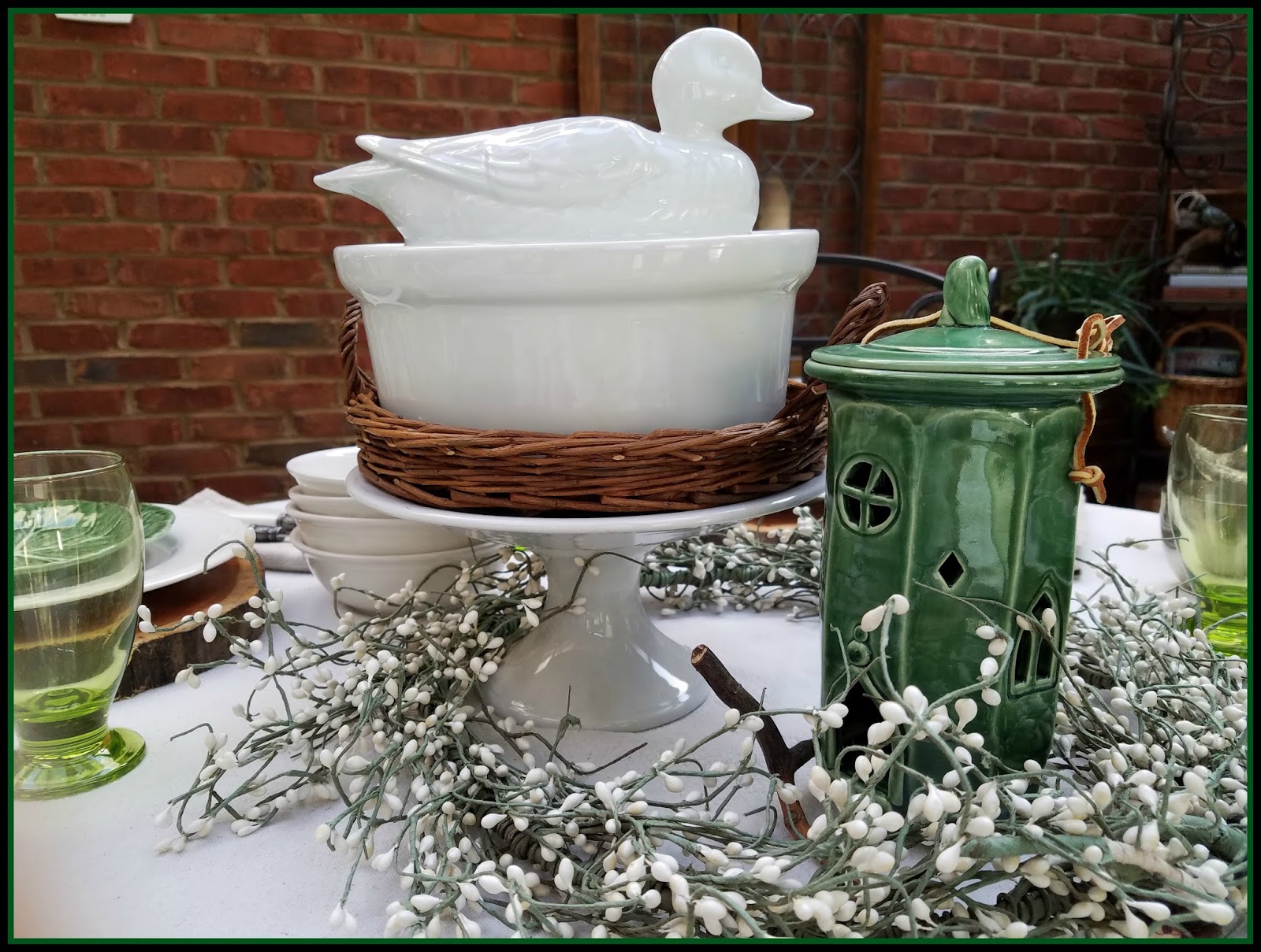 Panoply: Nature's Way Spring Tablescape