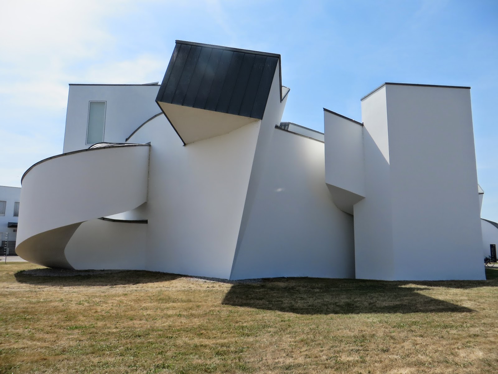 EntreVoir: Vitra Design Museum - Frank Gehry