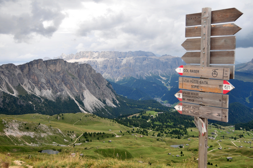Lagazuoi Mountain, Dolomites, Italy (with Map & Photos)