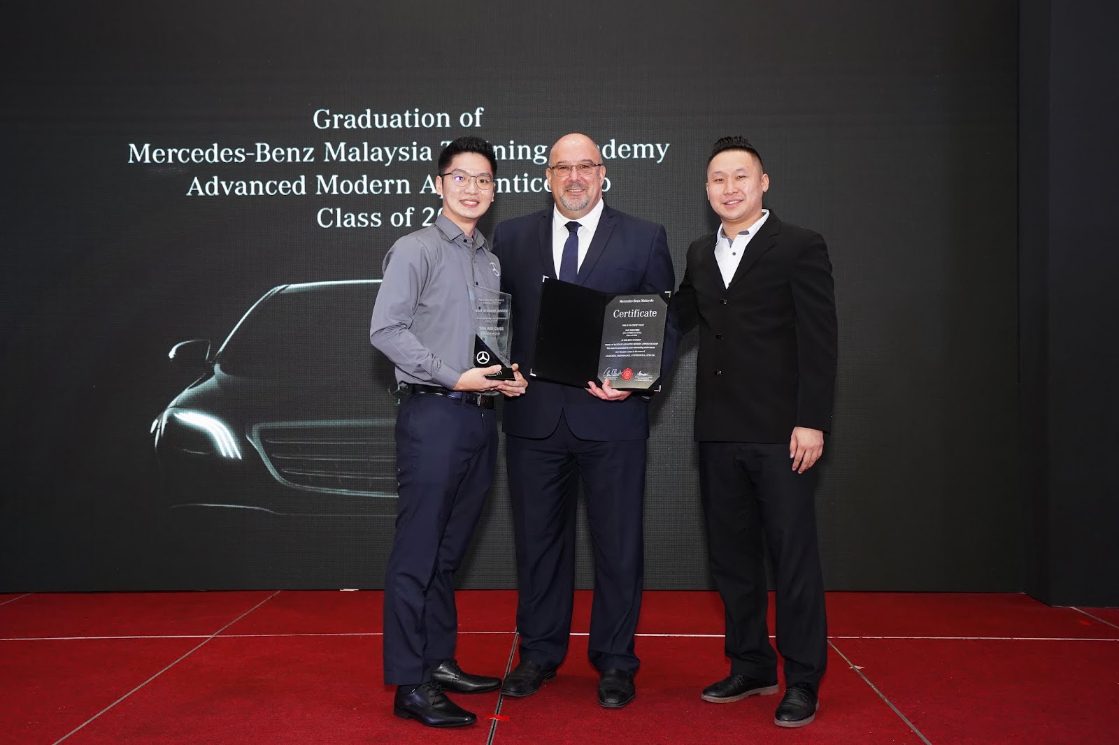 Motoring-Malaysia: Mercedes-Benz Malaysia Apprentice Training Centre ...