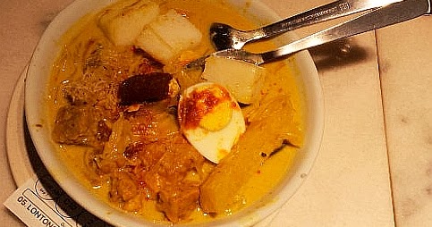 (Eat to Live) or (Live to Eat): Lontong
