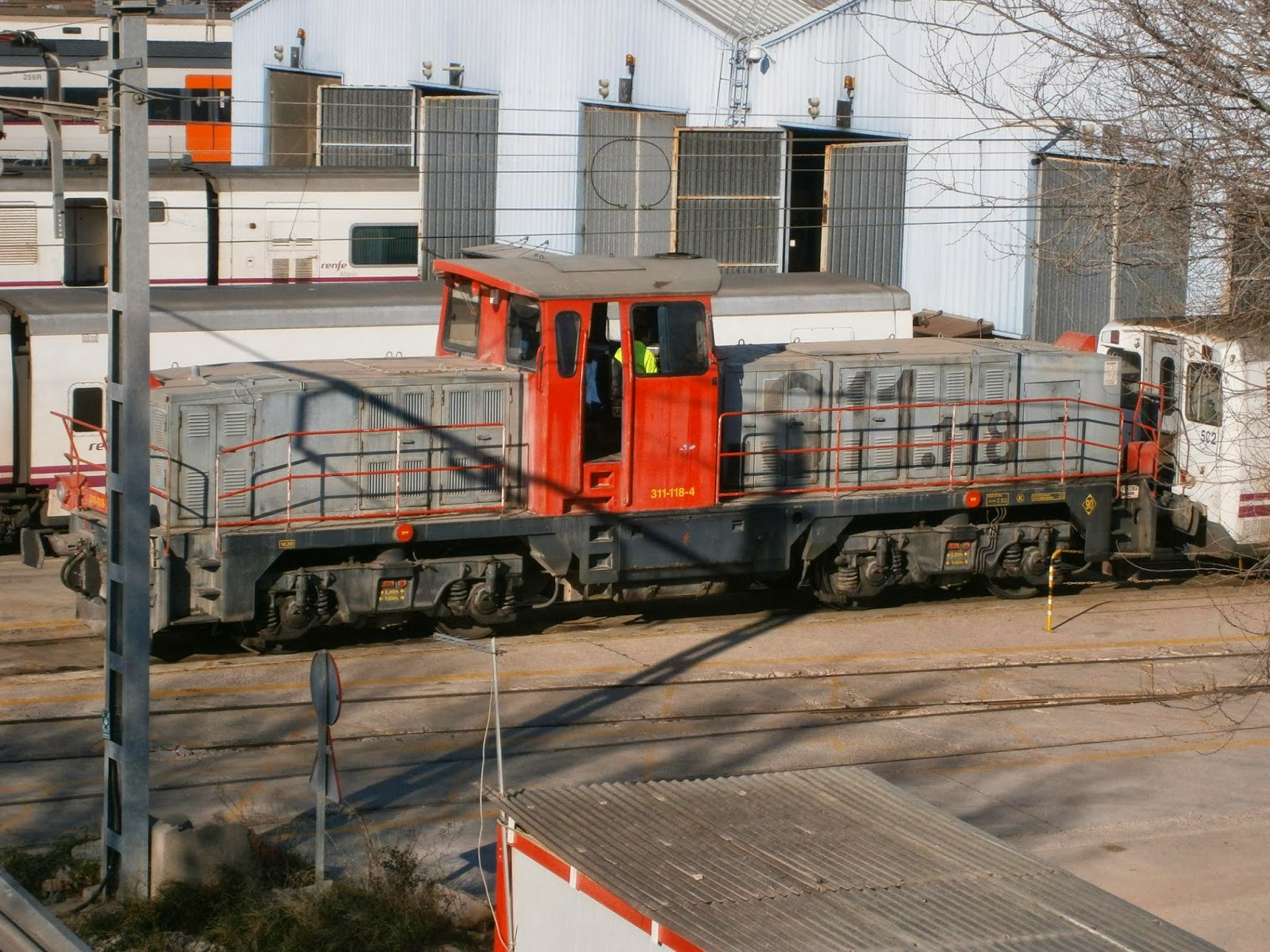 Rails sense fronteres: Renfe - ADIF - 311