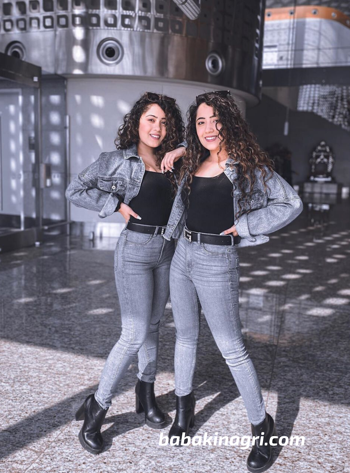 [90+] Chinki Minki HD Images, Surabhi Samriddhi Images #2