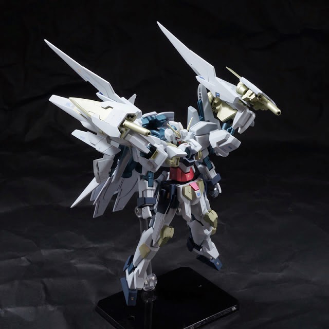 1/144 Gundam AGE-2 RS2-2 Lady-Silver - Custom Build