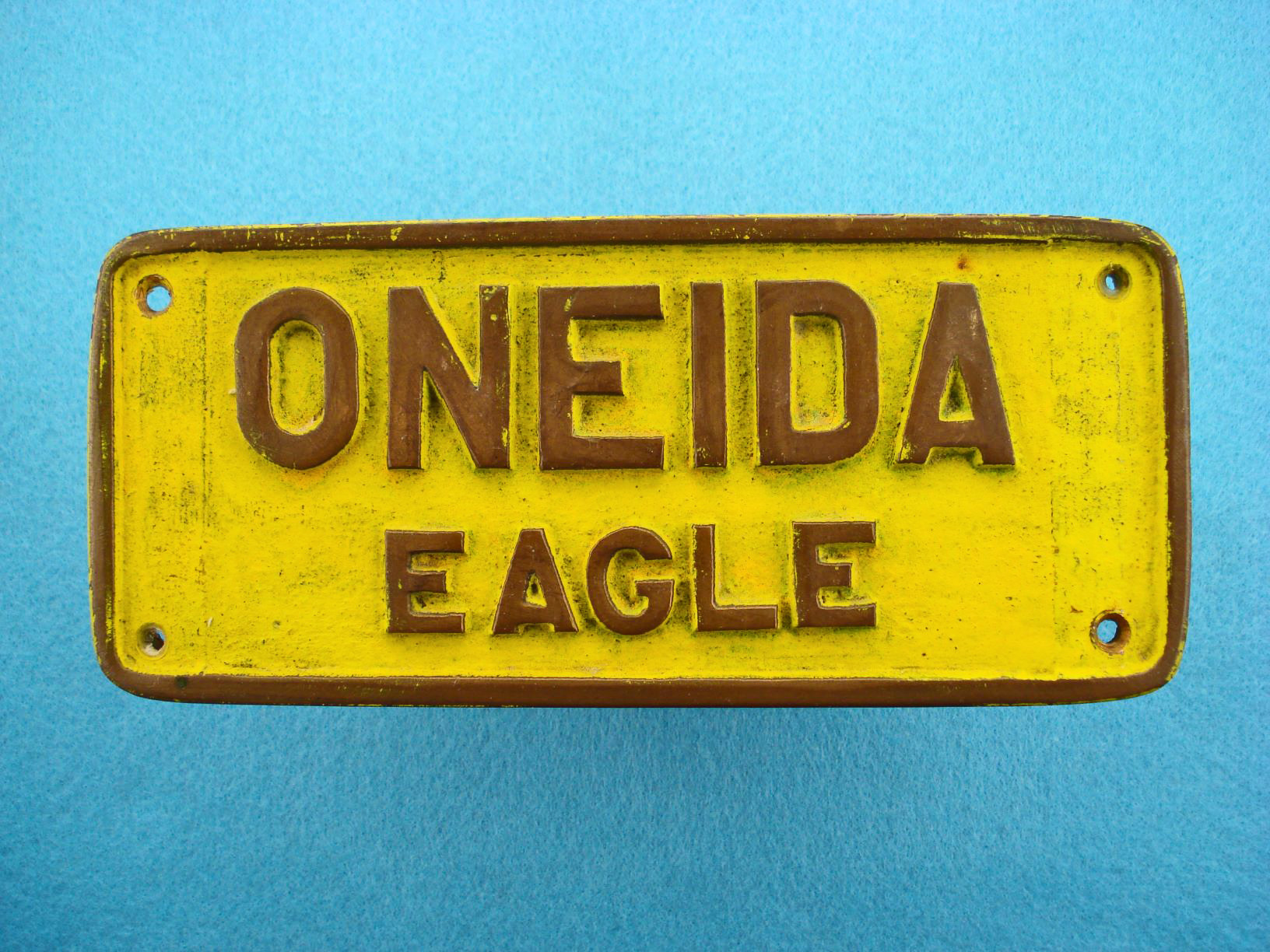 American Auto Emblems: ONEIDA